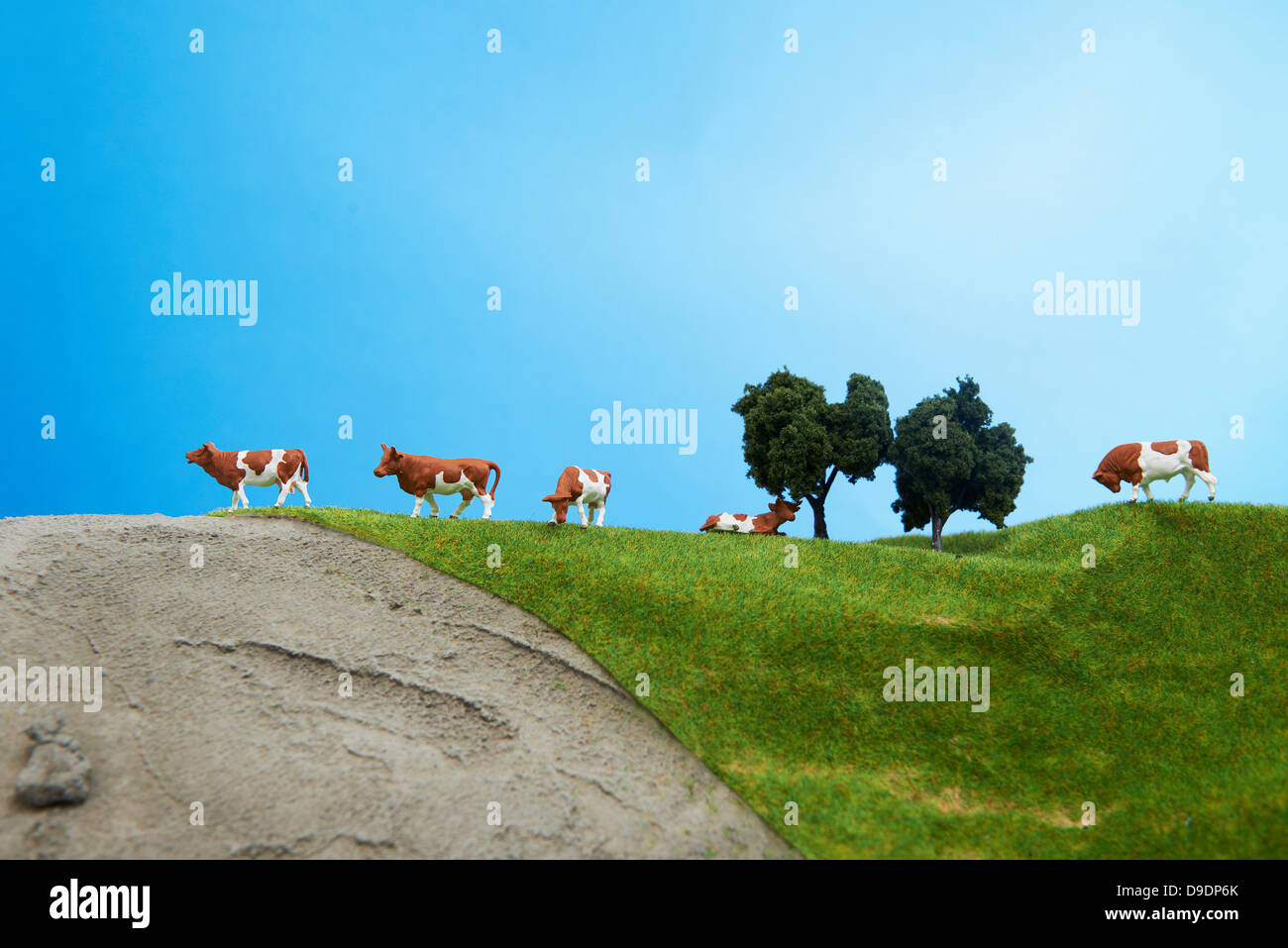Life size cow model hi-res stock photography and images - Alamy