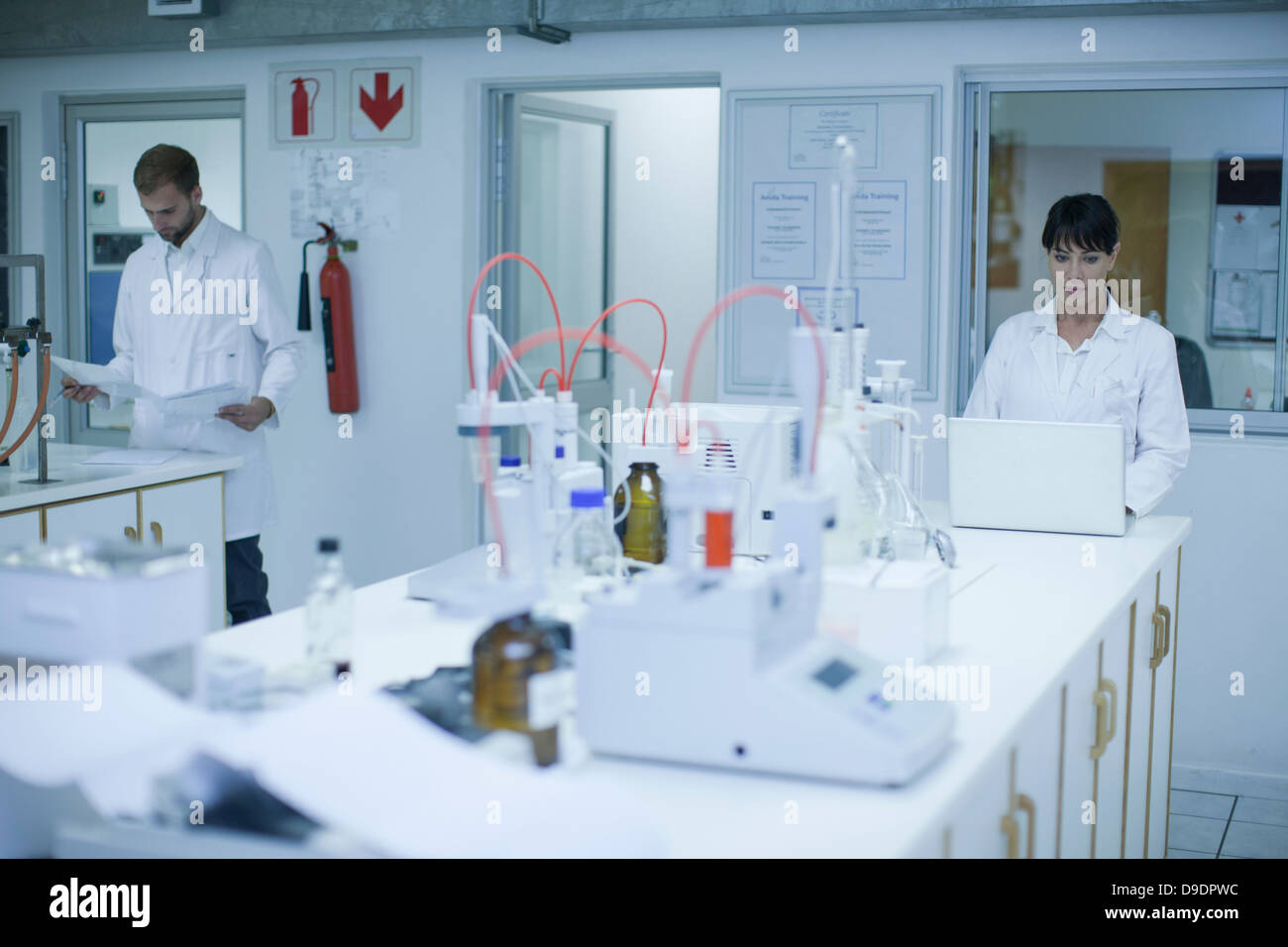 Oenologists High Resolution Stock Photography and Images - Alamy