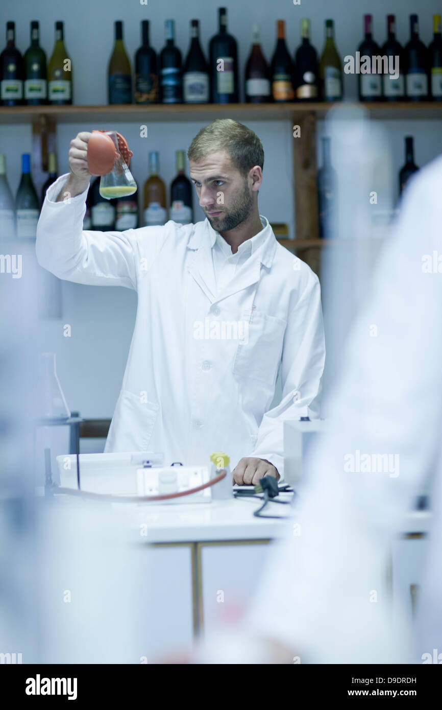 Laboratory tests hi-res stock photography and images - Alamy