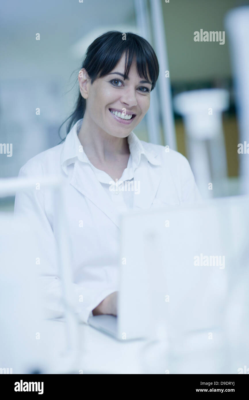 Ing break hi-res stock photography and images - Alamy