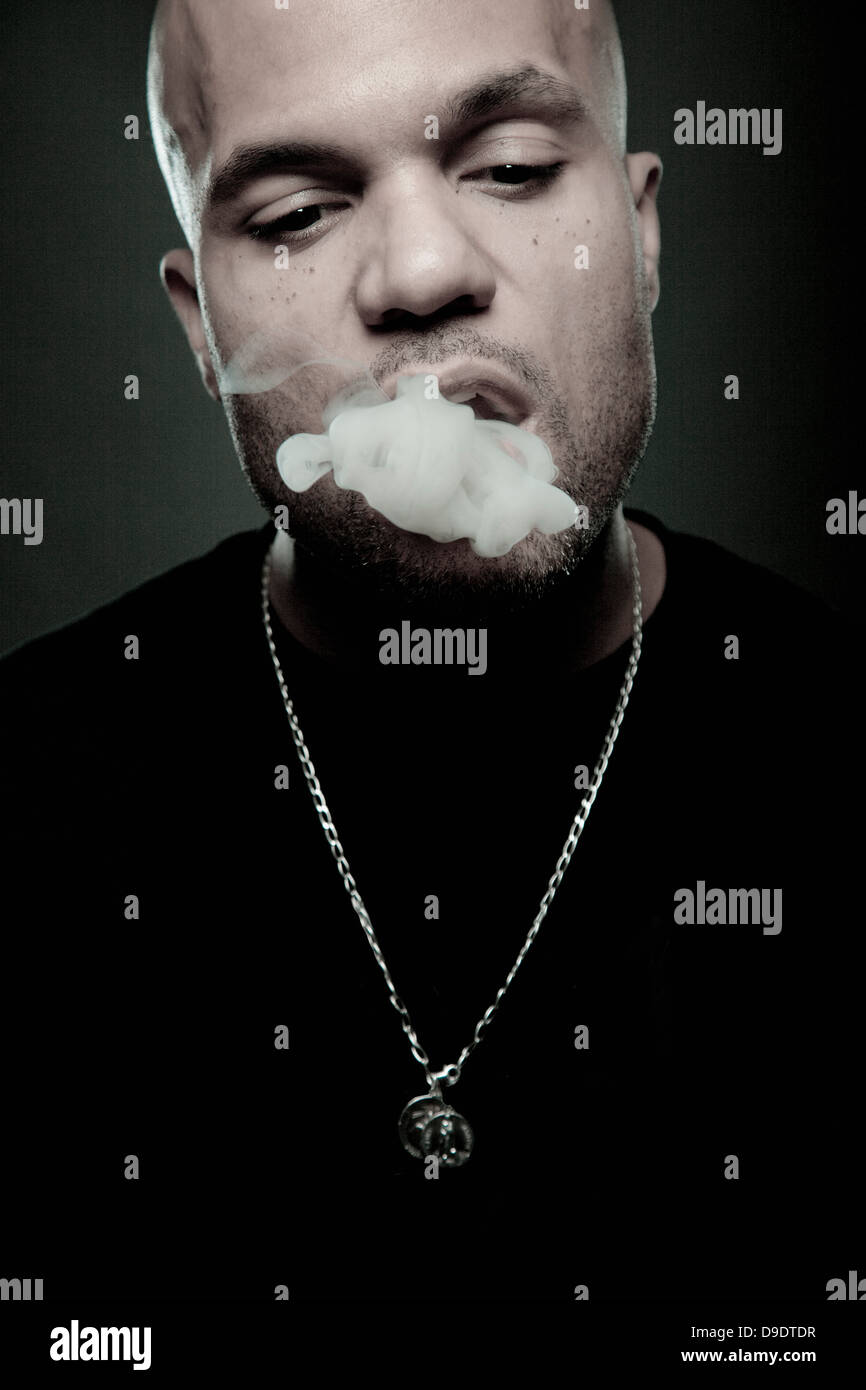 Chain smoke man hi-res stock photography and images - Alamy
