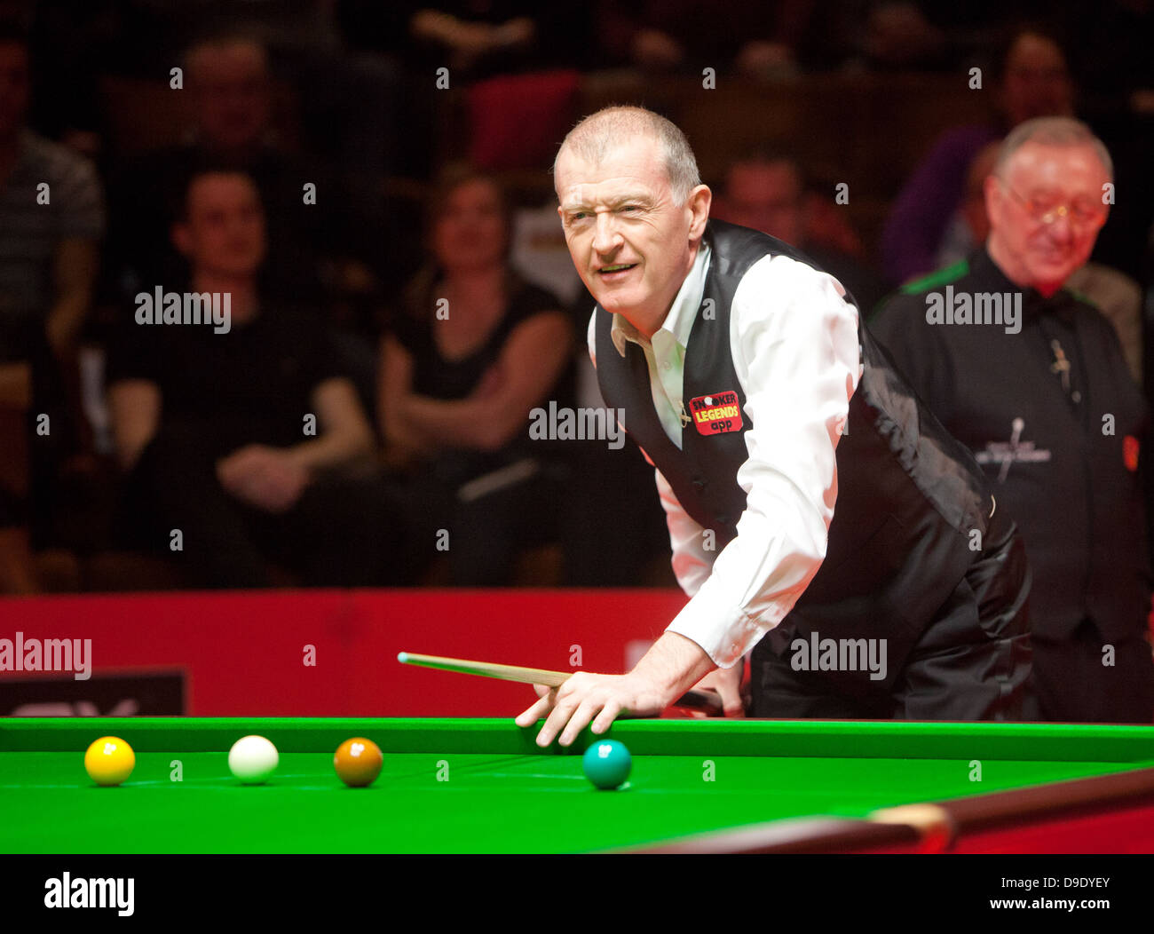 Steve Davis Snooker Player High Resolution Stock Photography and Images ...