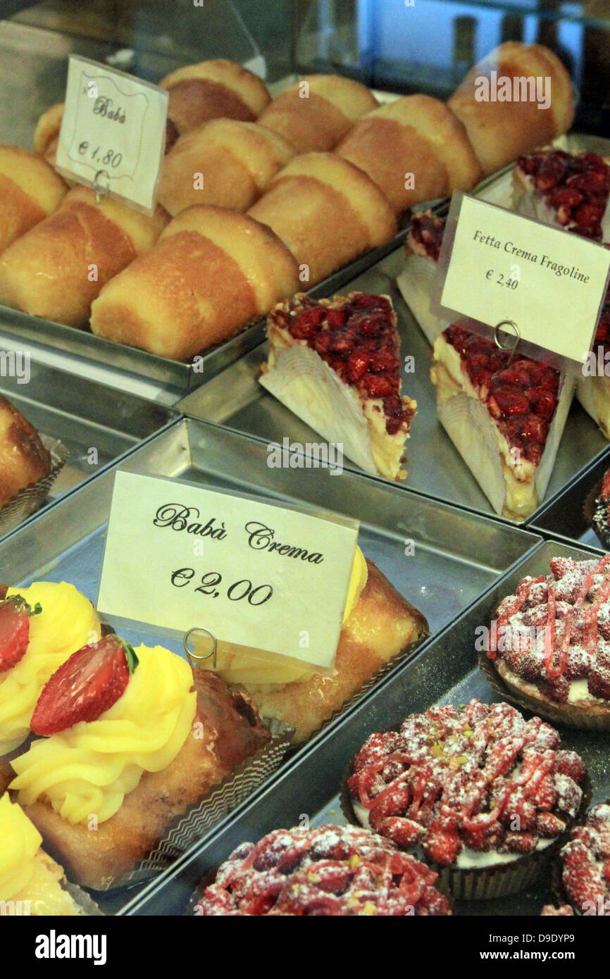 Baba crema italian cakes hi-res stock photography and images - Alamy