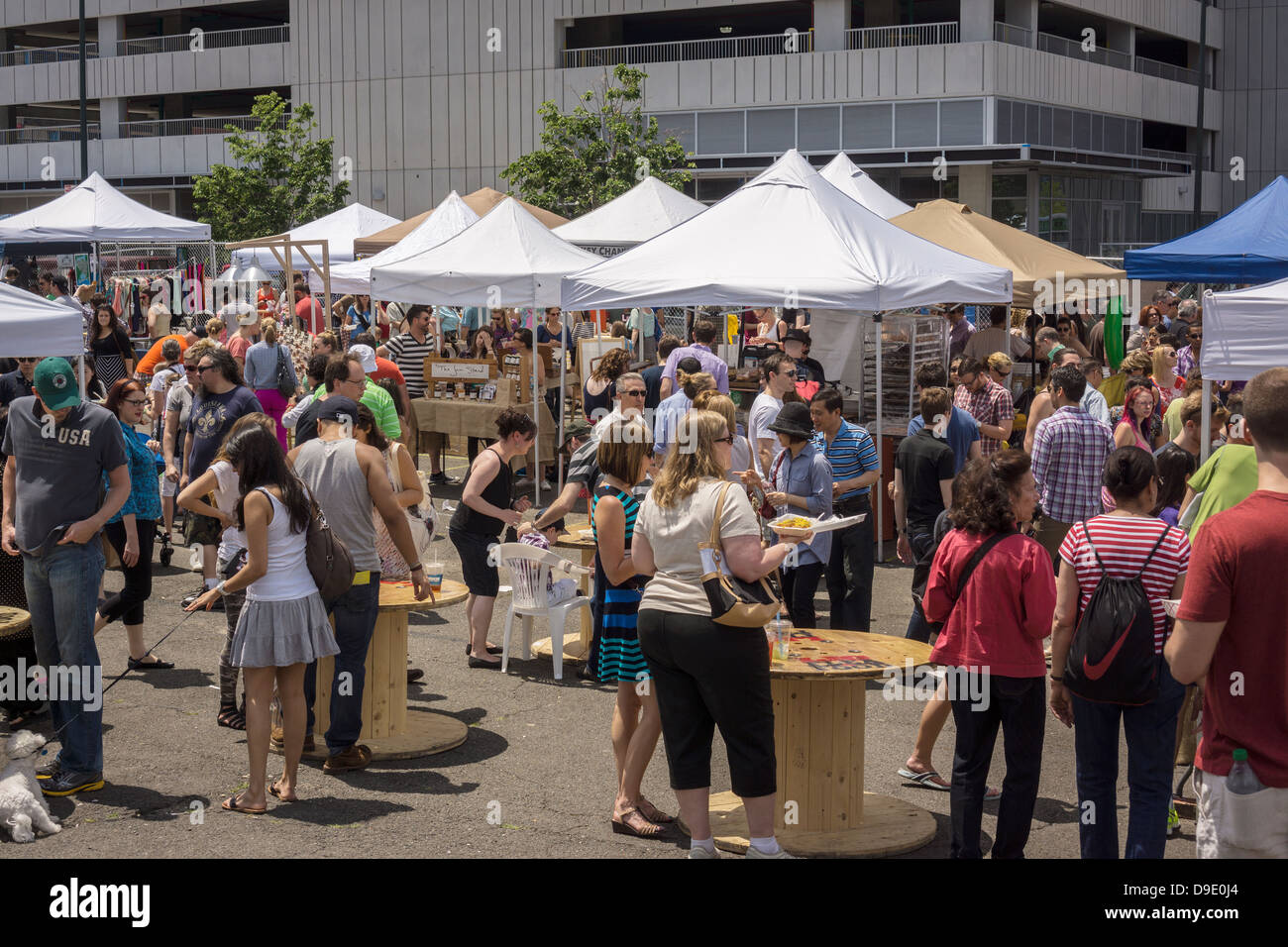 Thousands of shoppers and foodies arrive at the LIC Flea & Food in the ...