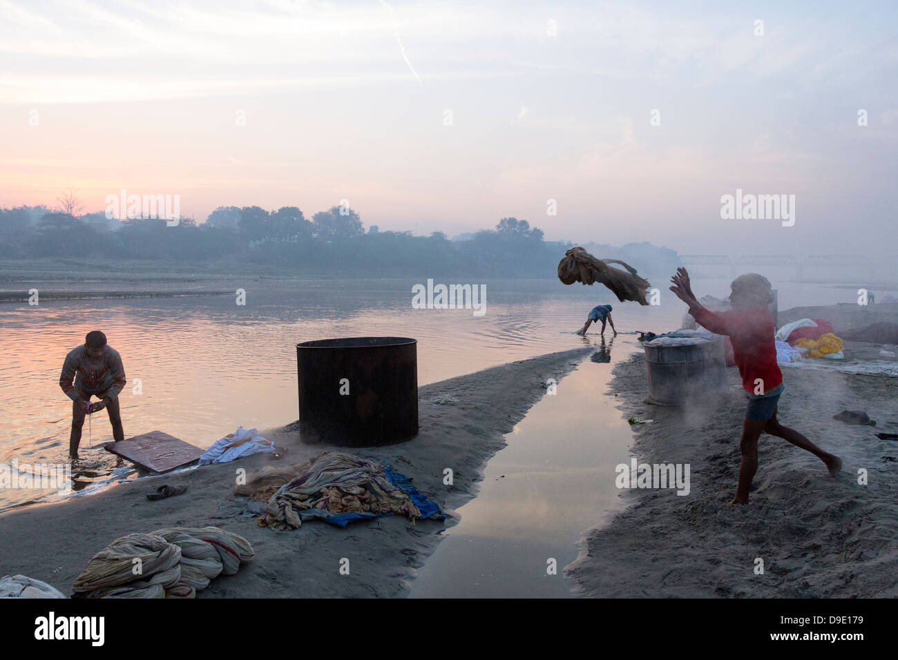 Laundry dhobi wallahs laundry men hi-res stock photography and images ...