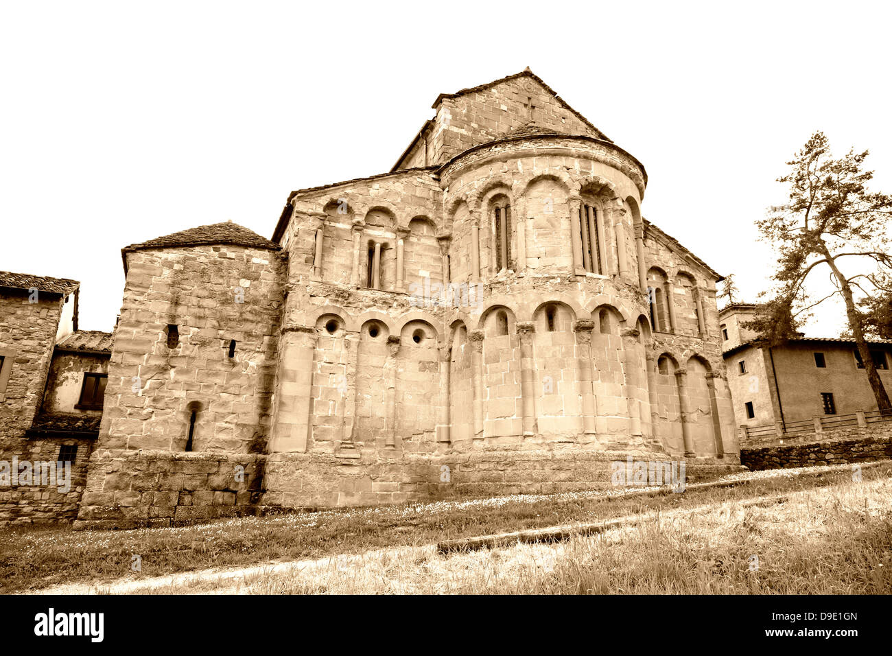 La pieve di Romena, monochrome,Tuscany,Italy Stock Photo - Alamy