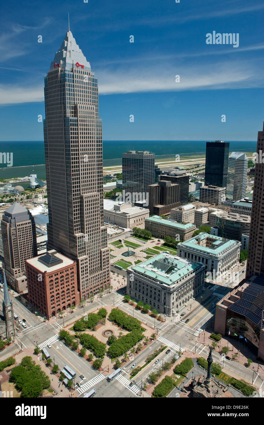 KEYBANK CENTER TOWER DOWNTOWN CLEVELAND LAKE ERIE OHIO USA Stock Photo ...