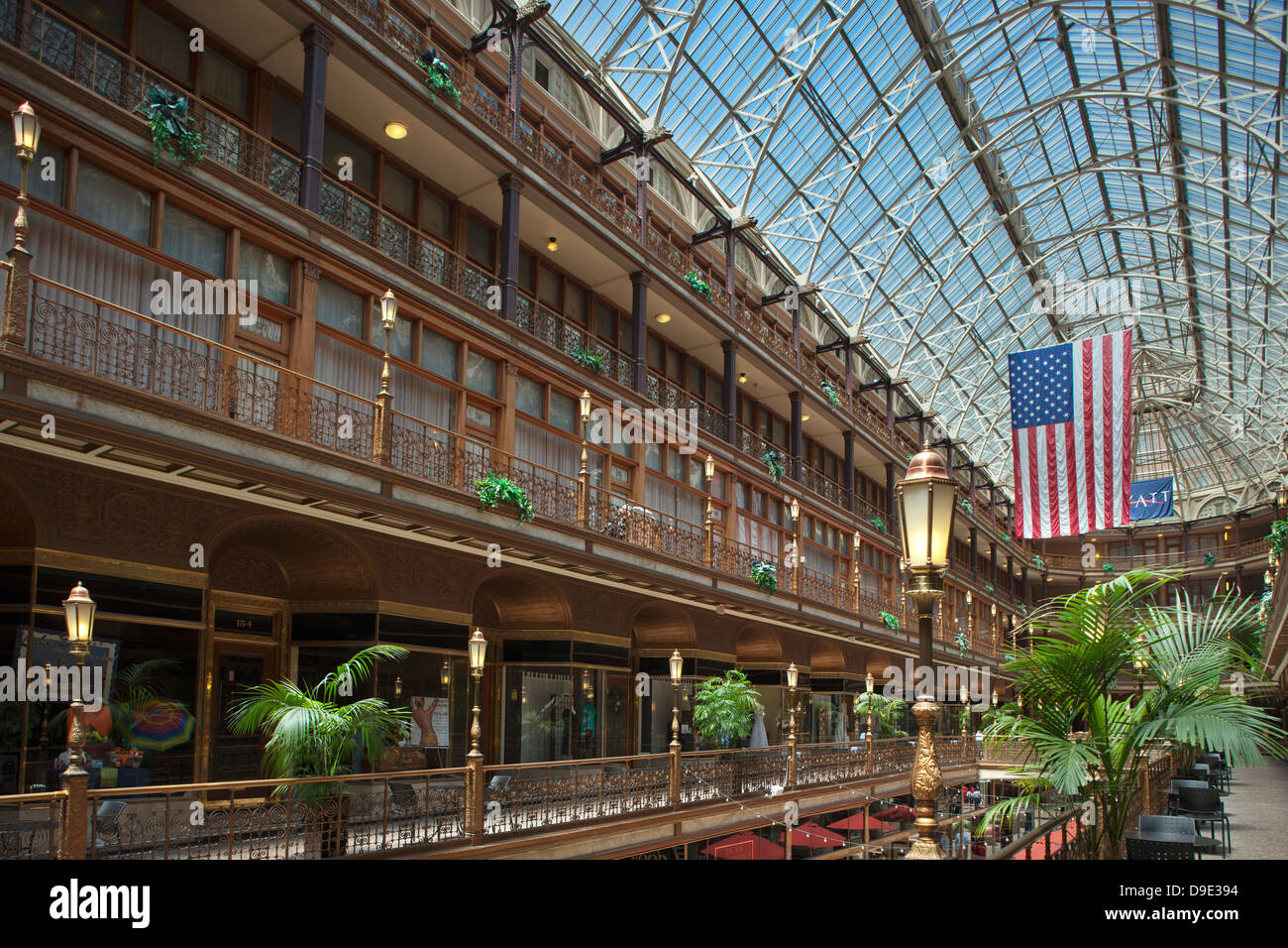 HISTORIC VICTORIAN SHOPPING ARCADE HYATT REGENCY HOTEL DOWNTOWN ...