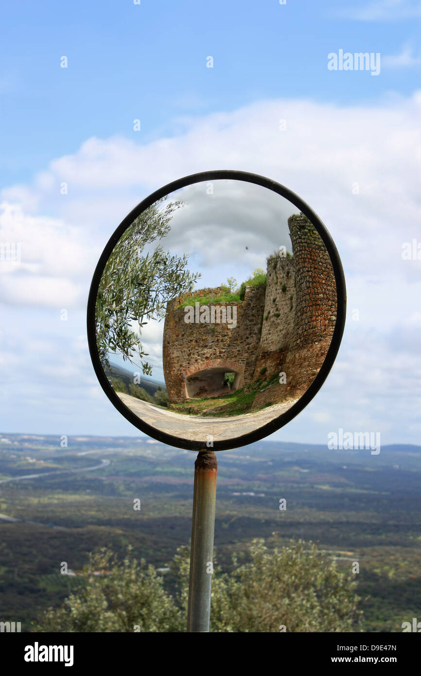 Road traffic mirror hi-res stock photography and images - Alamy