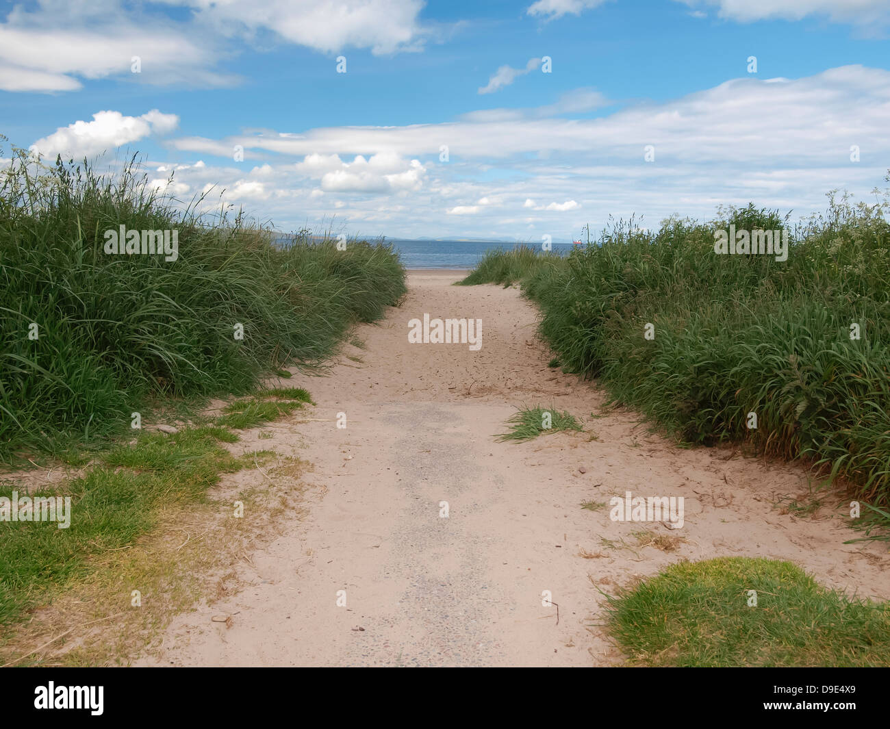 Walkway to Beach Stock Photo - Alamy