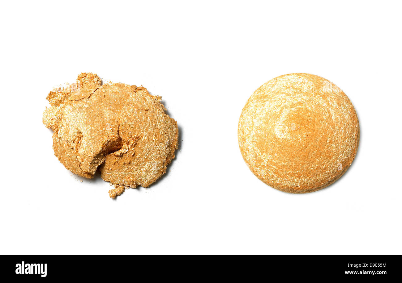 crumbled bronzer powder compact cut out onto a white background Stock ...