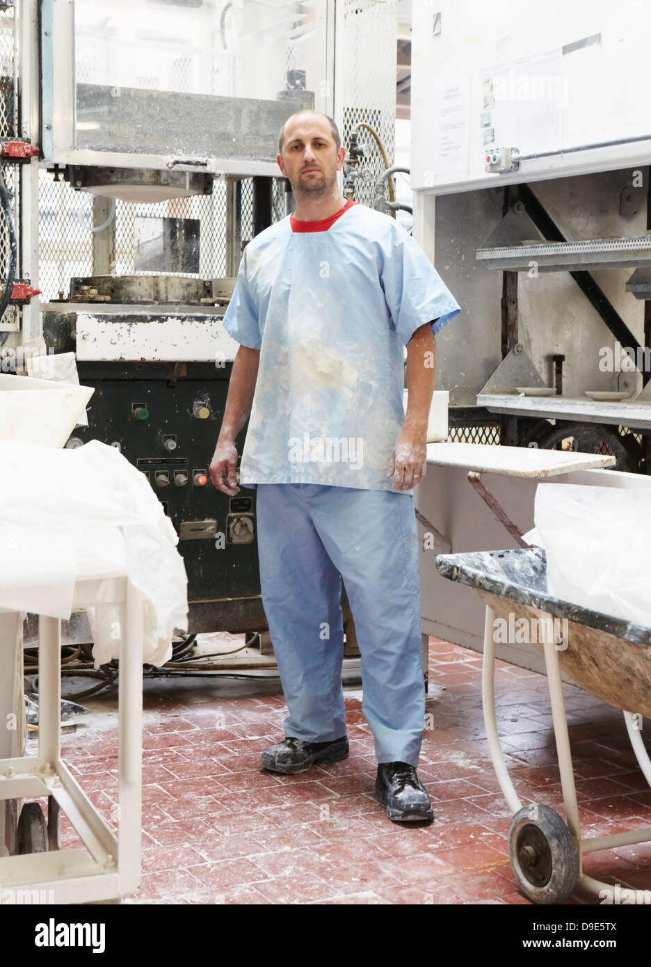 Only overalls hi-res stock photography and images - Alamy