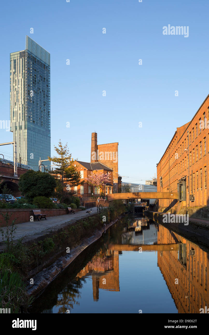 Uk, Manchester, Castlefield, Bridgewater Canal and Beetham tower Stock ...