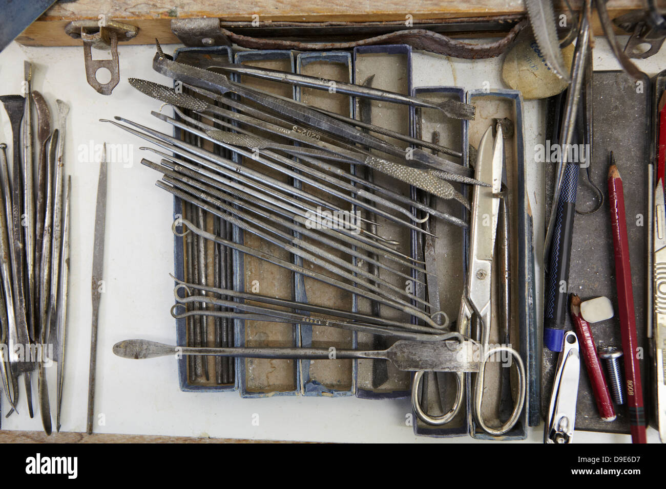 Hand tools in pottery factory hi-res stock photography and images - Alamy