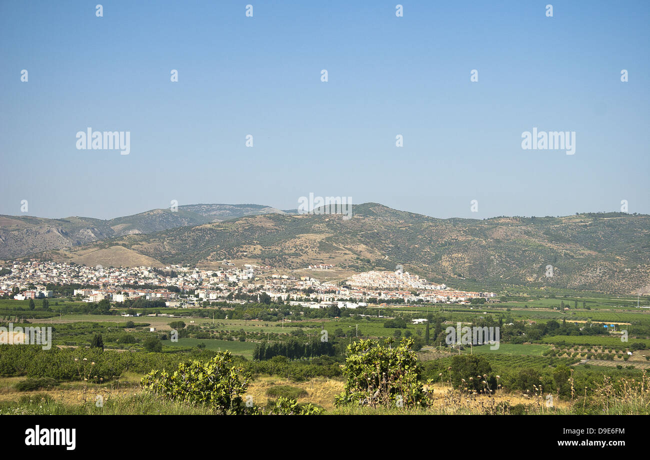 Open valley landscape hi-res stock photography and images - Alamy