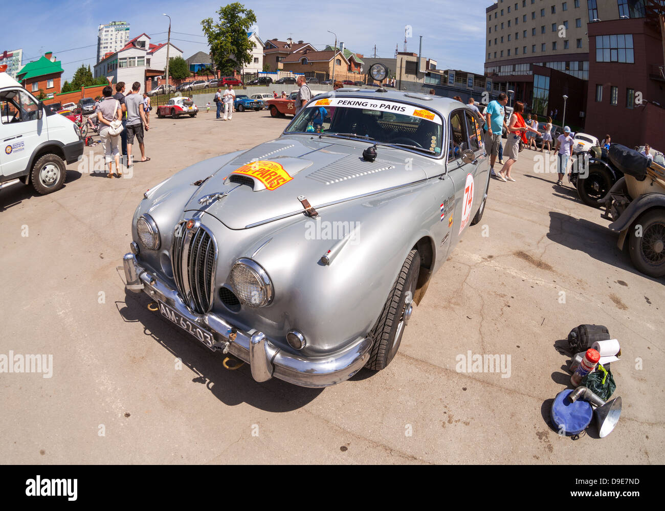 SAMARA, RUSSIA - JUNE 16: Rally of retro-cars " Peking-Paris 2013 ...