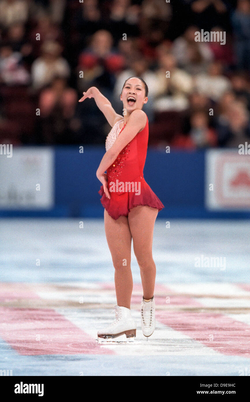 Michelle kwan 1998 hi-res stock photography and images - Alamy