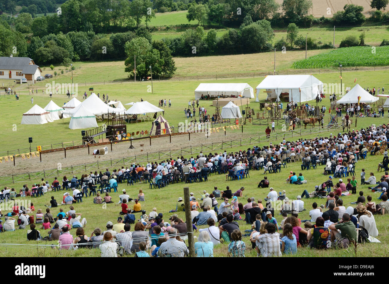 Historical reenactment hi-res stock photography and images - Alamy
