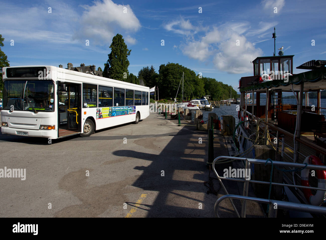 Windermere Lake Cruises at Lakeside on Lake Windermere bus and MV Tern ...