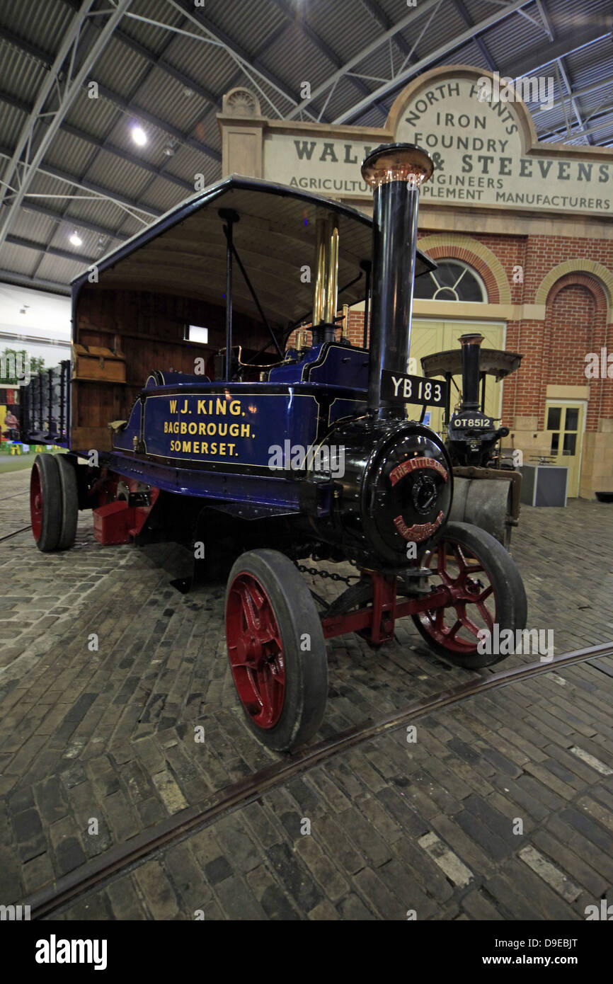 Steam truck hi-res stock photography and images - Alamy