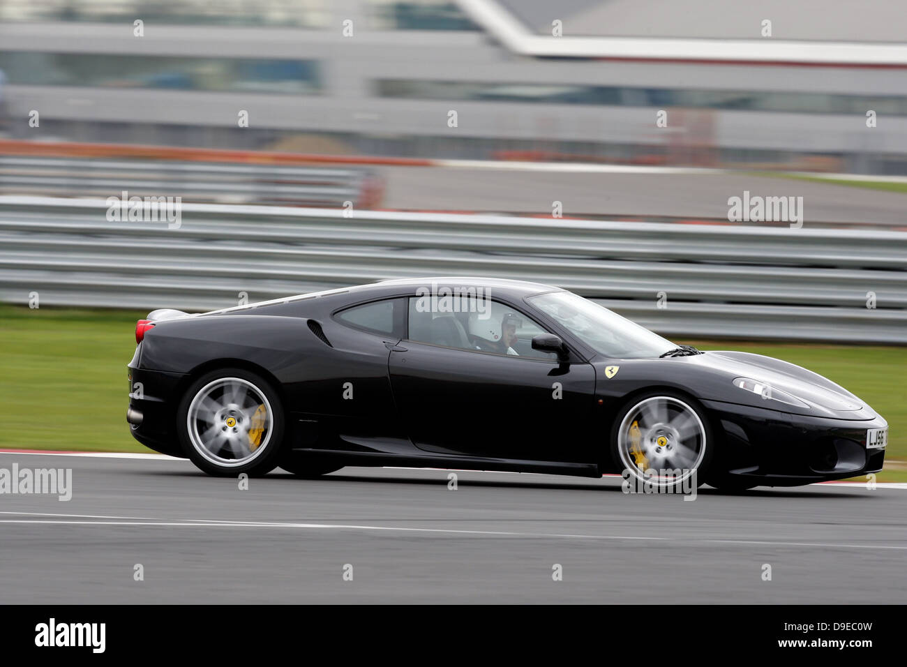 BLACK FERRARI F430 COUPE CAR GRAND PRIX CIRCUIT SILVERSTONE ENGLAND 07 ...