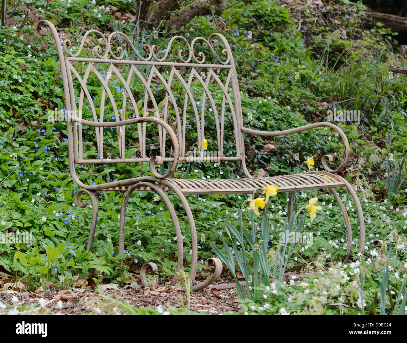 Old rusty park bench in the garden Stock Photo - Alamy