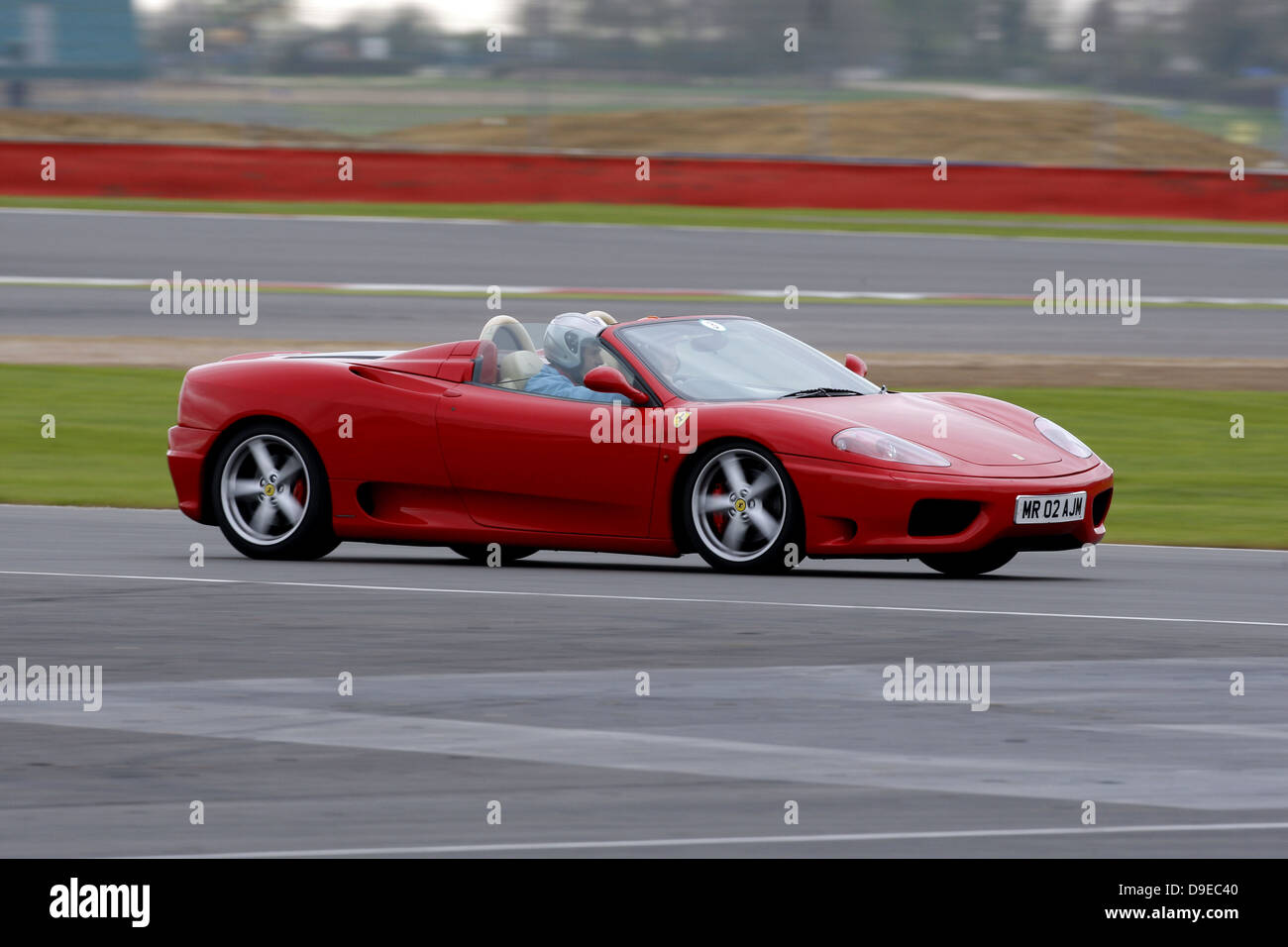 RED FERRARI F430 SPIDER CAR GRAND PRIX CIRCUIT SILVERSTONE ENGLAND 07 ...