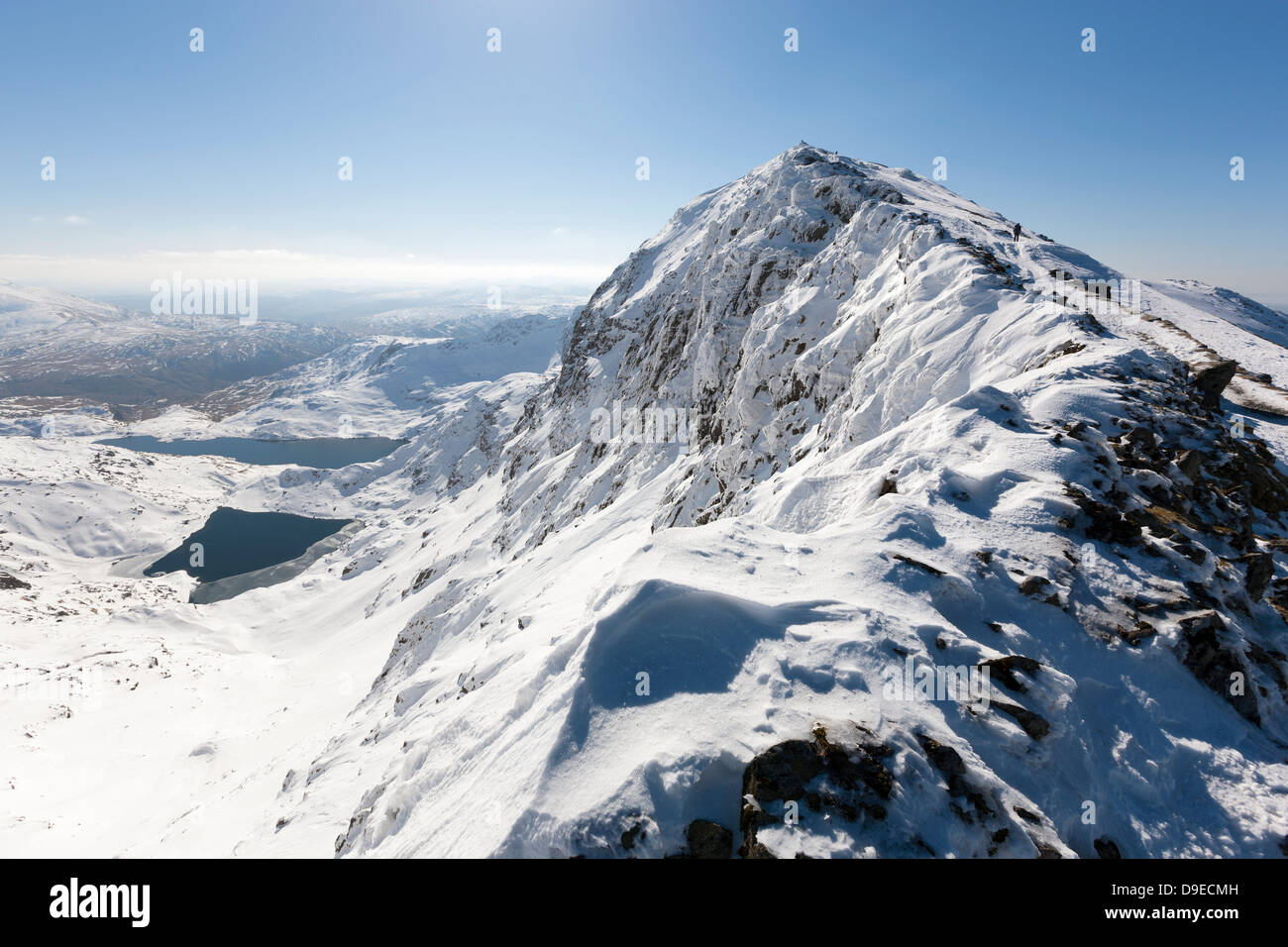 View towards Snowdon (Yr Wyddfa), Snowdonia National Park, Wales, UK ...