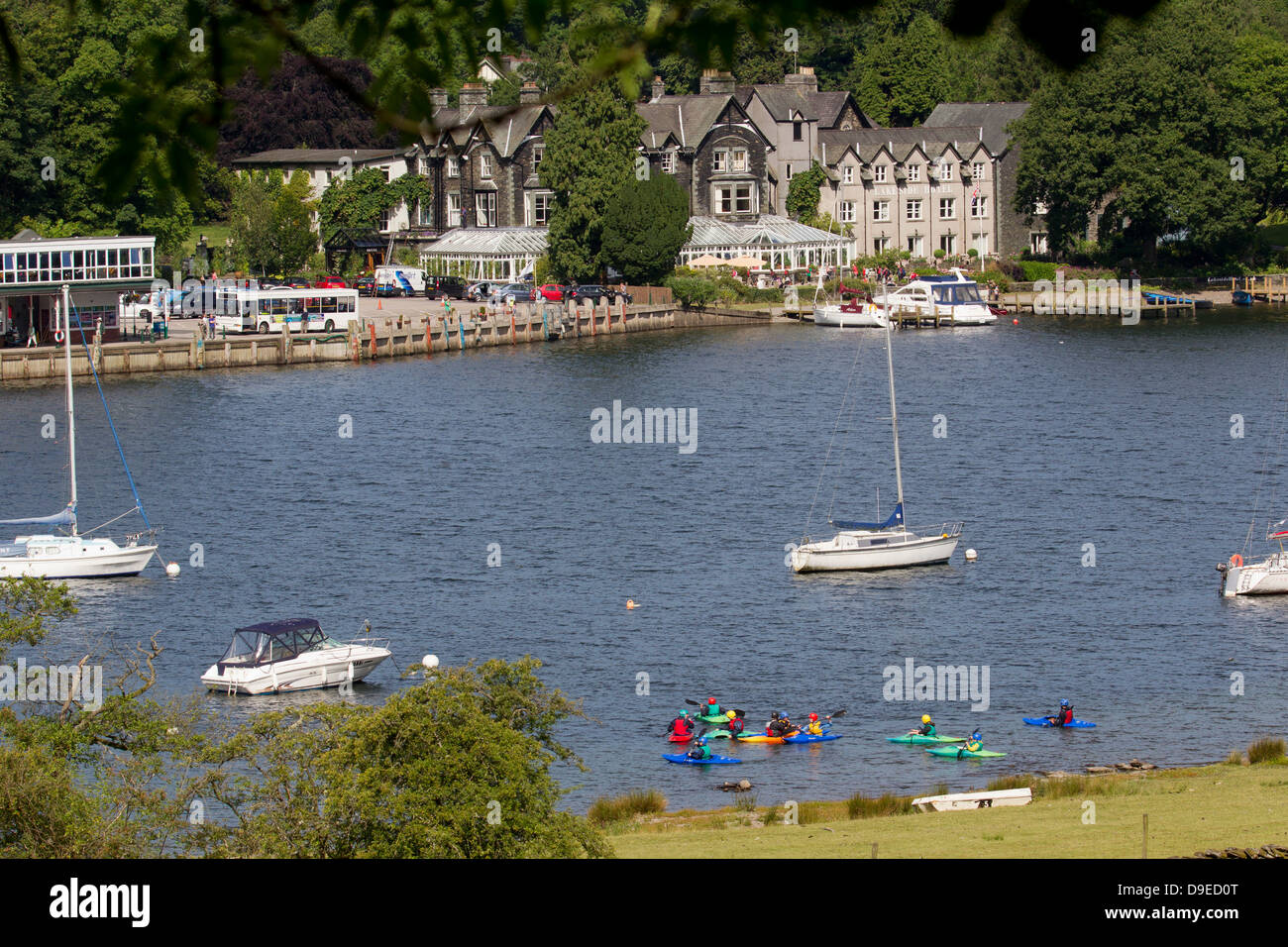 Lakeside hotel spa hi-res stock photography and images - Alamy