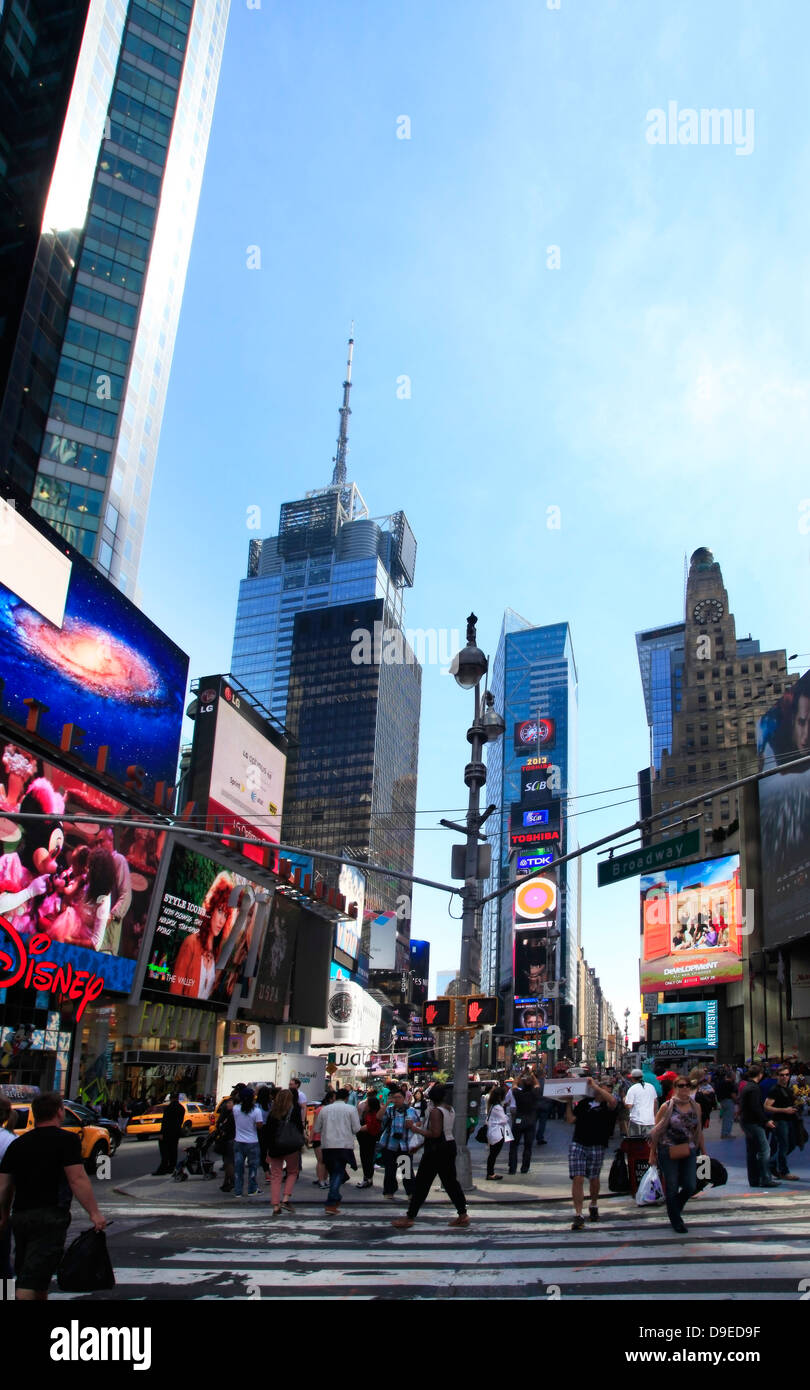Times square tourism hi-res stock photography and images - Alamy