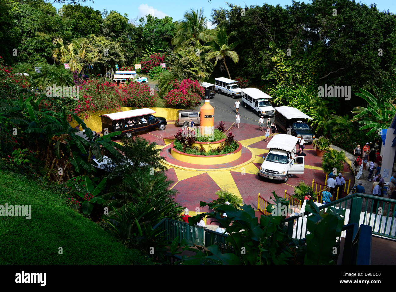 Virgin islands tour buses hi-res stock photography and images - Alamy
