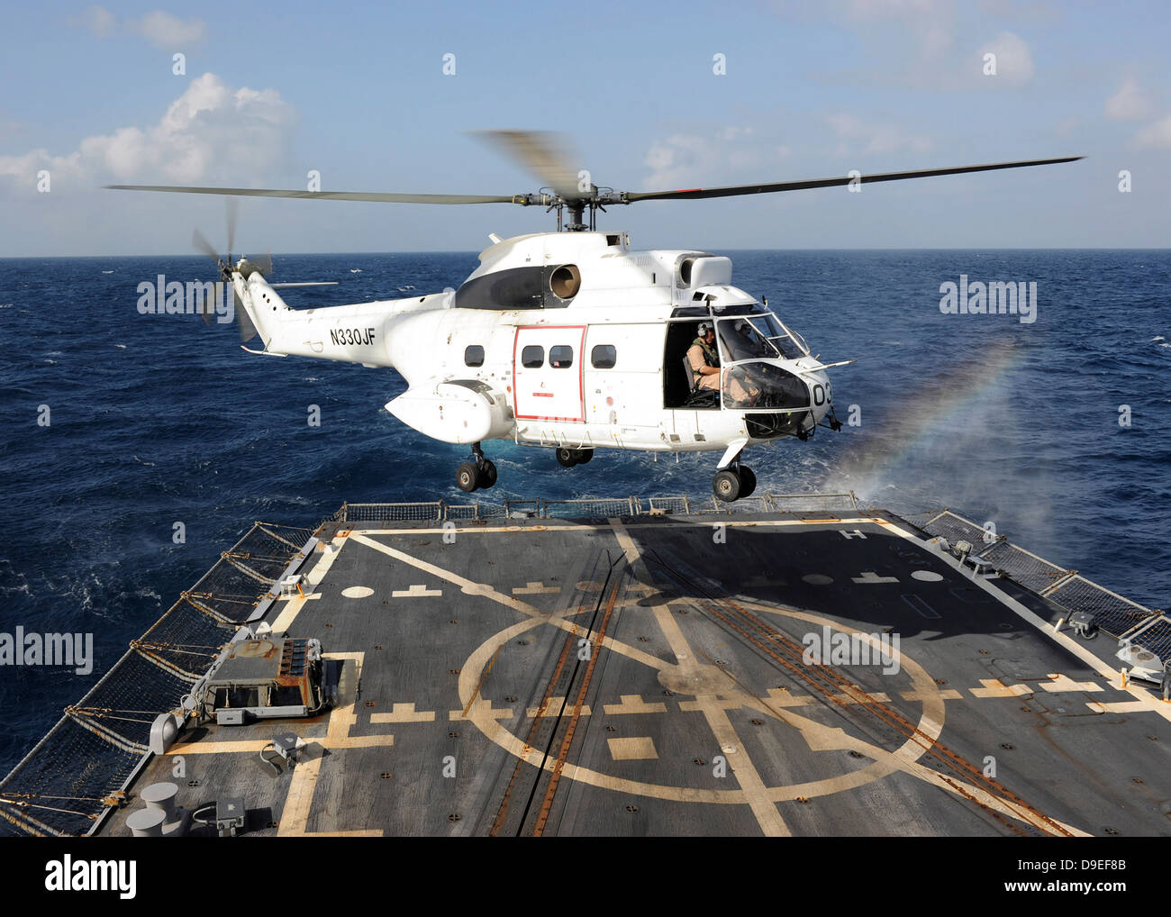 Aboard arleigh burke class hi-res stock photography and images - Alamy