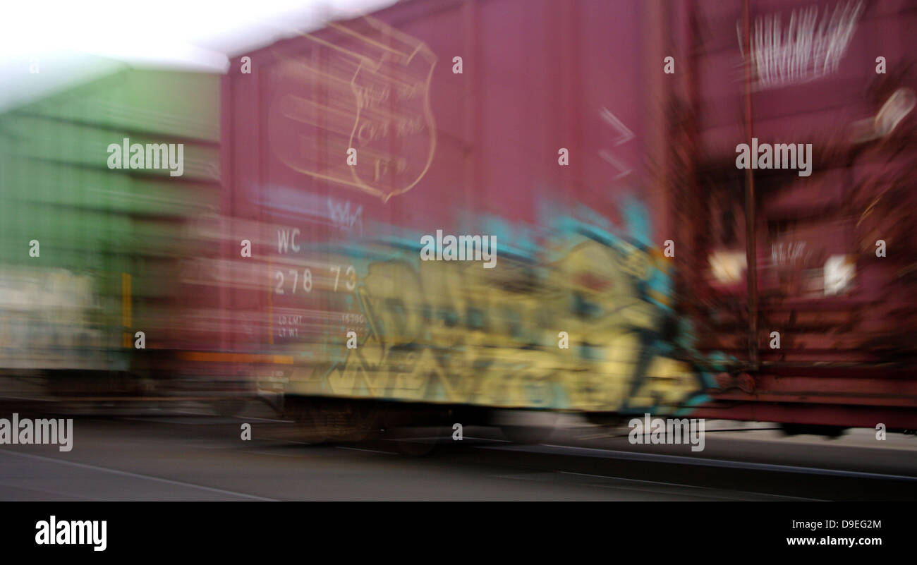Train Graffiti Art in Motion - Whiting Indiana Stock Photo - Alamy