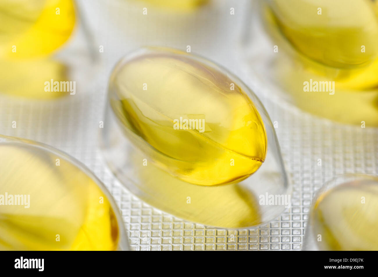 Yellow Pill Packet High Resolution Stock Photography and Images - Alamy