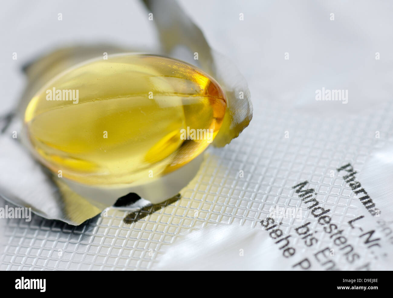 Pill packaging hi-res stock photography and images - Alamy