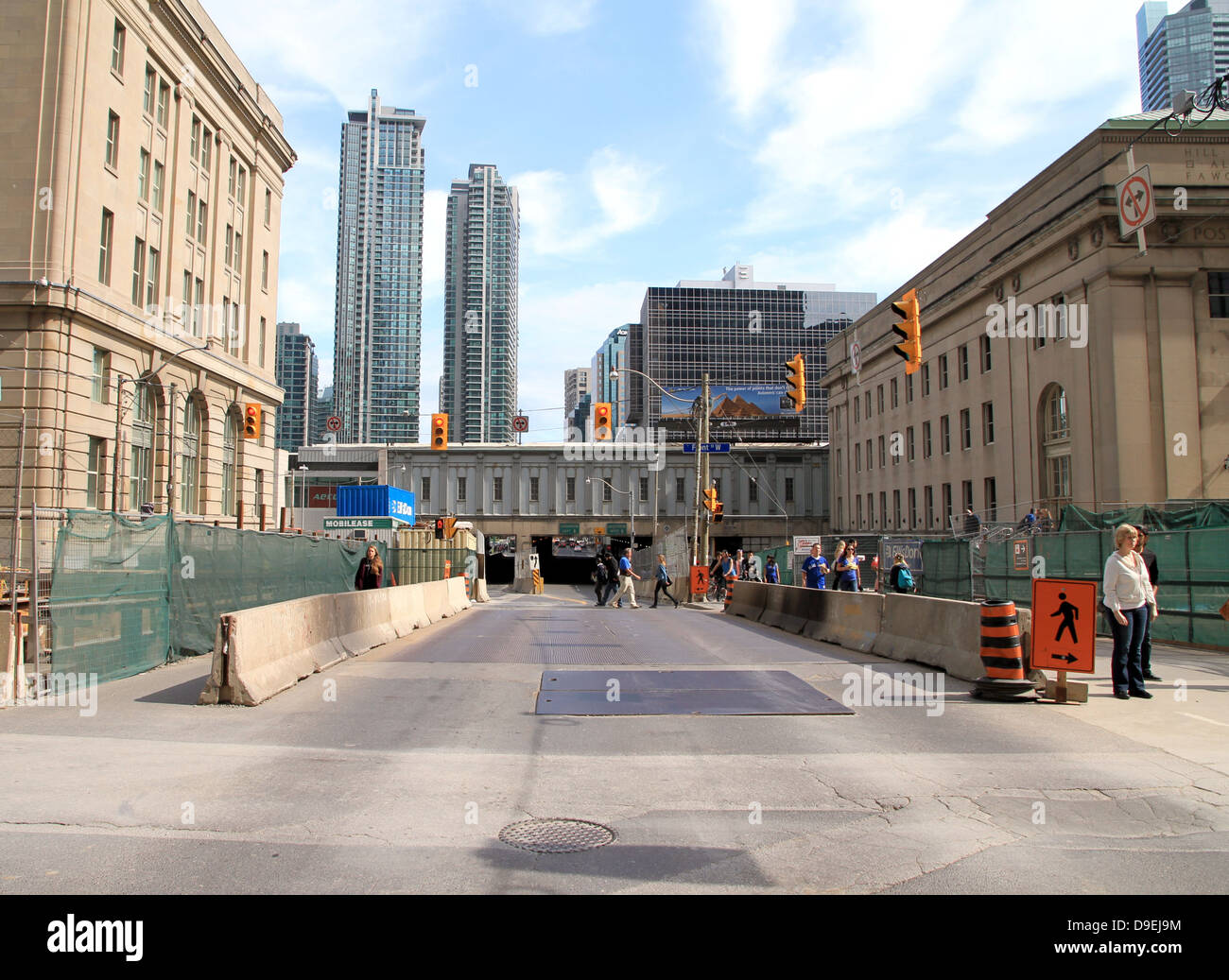 Toronto front street hi-res stock photography and images - Alamy