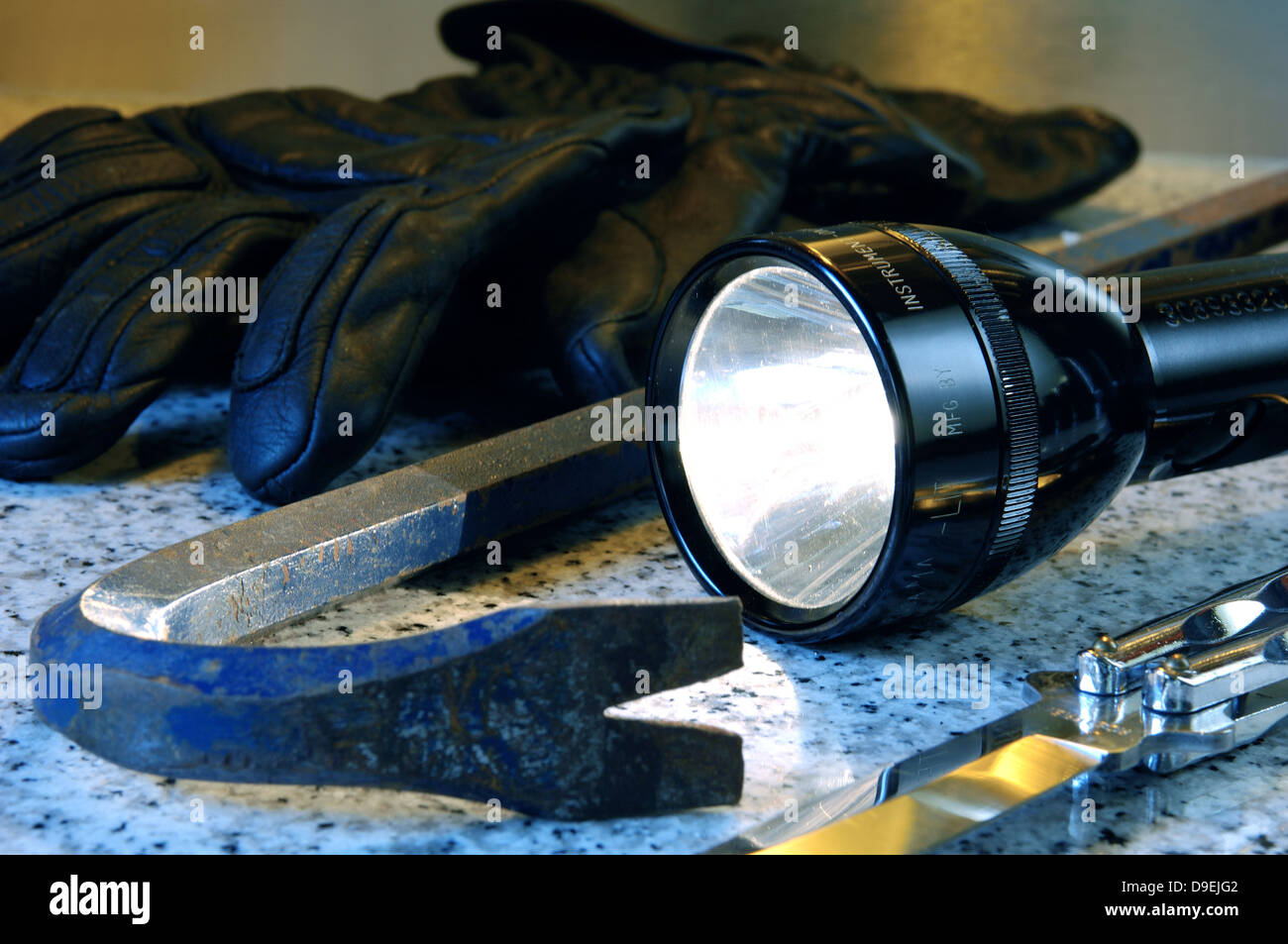 Burglary tool hi-res stock photography and images - Alamy