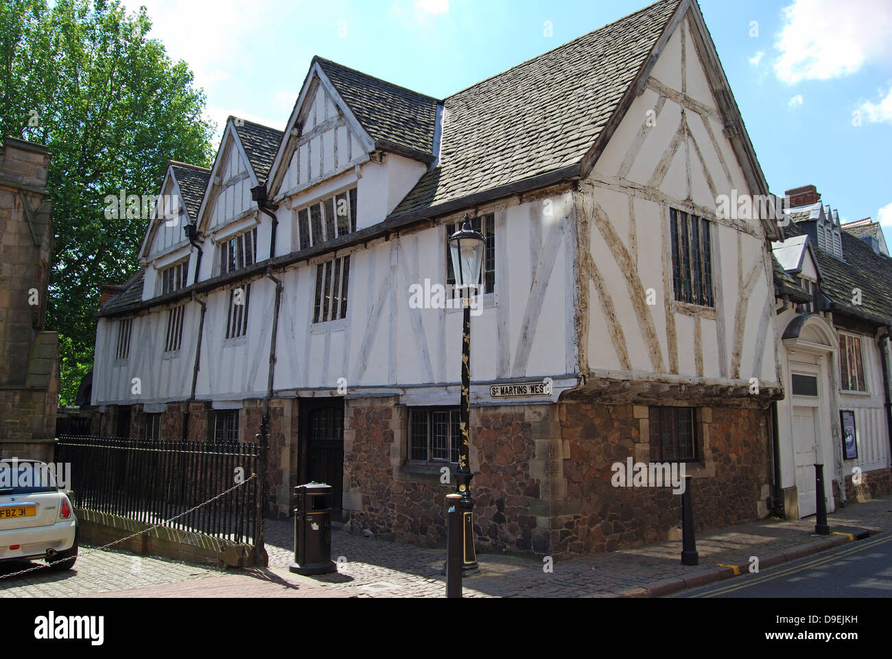Tudor leicester architecture building hi-res stock photography and ...