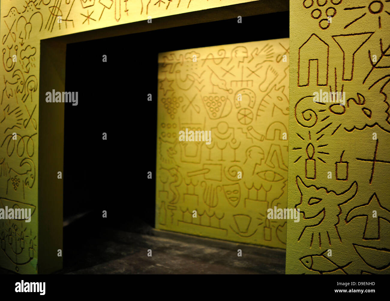 Art and wine sign language of Hugo Sch?r Loisium wine world Langenlois ...