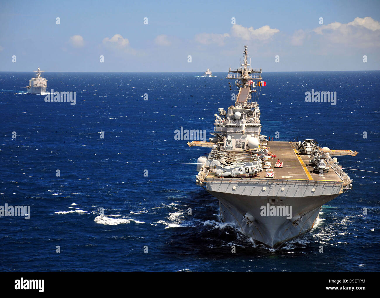 Uss boxer hi-res stock photography and images - Alamy