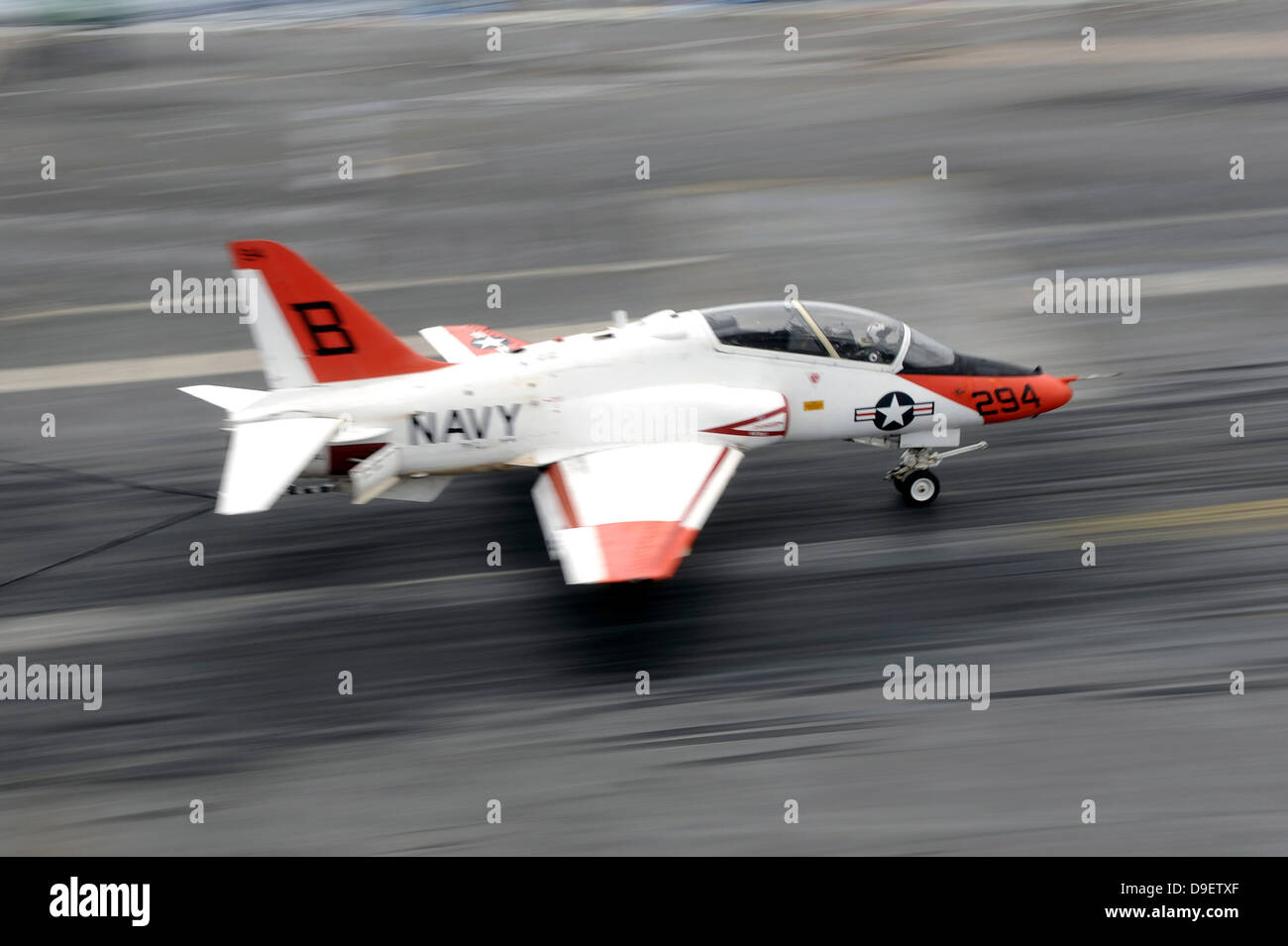 A T-45C Goshawk training aircraft makes an arrested landing Stock Photo ...