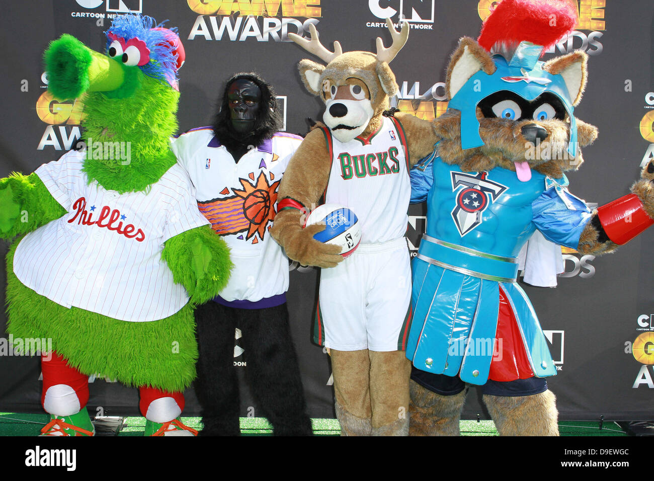 Phillie Phanatic, Phoenix Suns Go the Gorilla , Milwaukee Bucks Bango ...