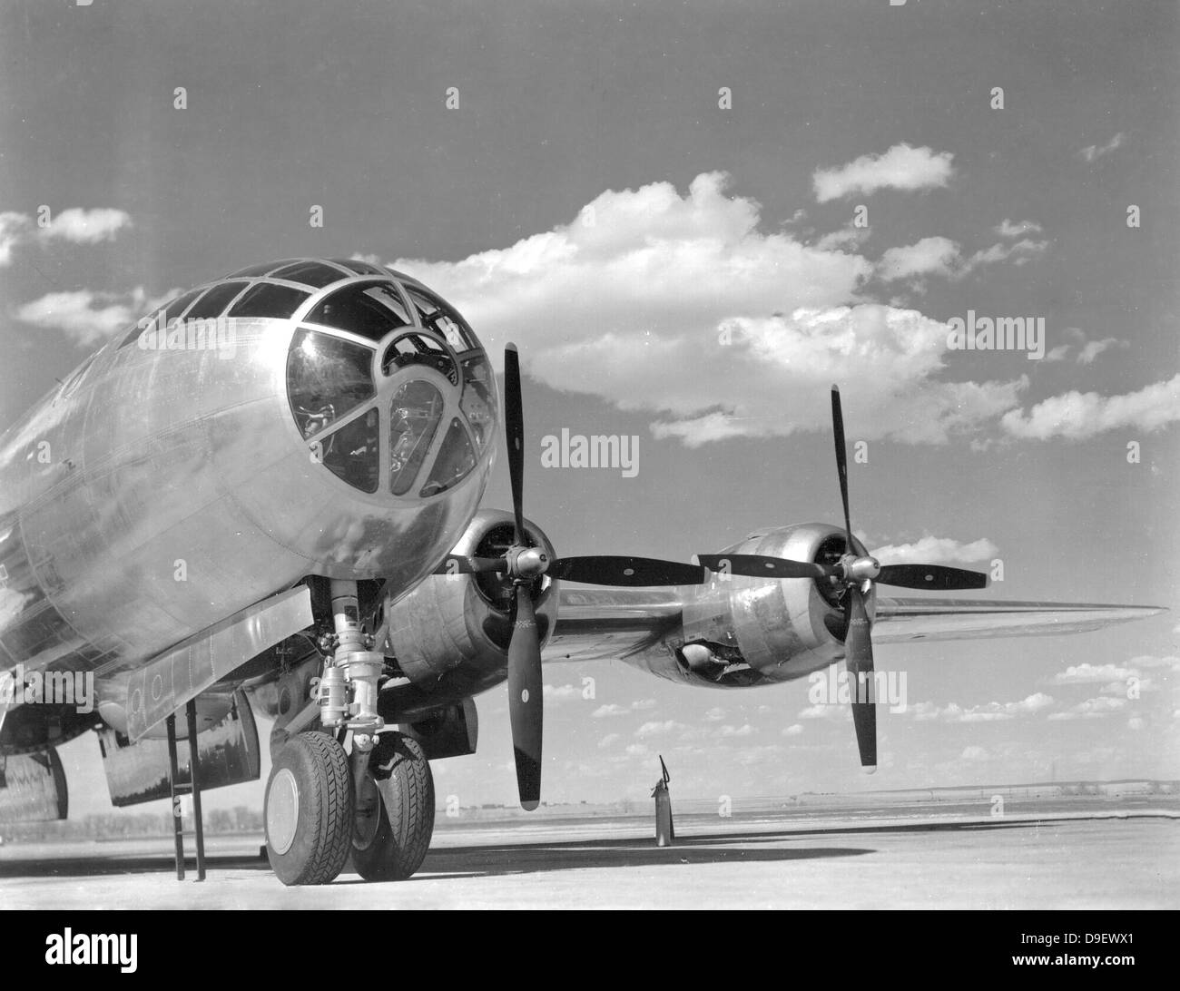 1940s airfield hi-res stock photography and images - Alamy