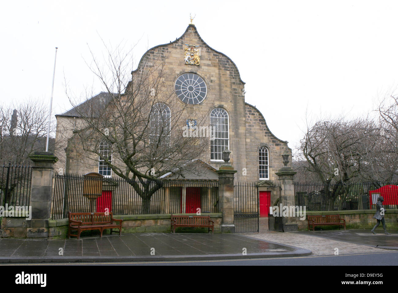 Canongate church and queen elizabeth hi-res stock photography and ...