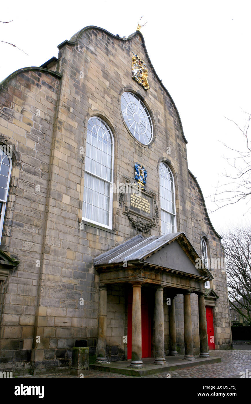 Canongate church and queen elizabeth hi-res stock photography and ...