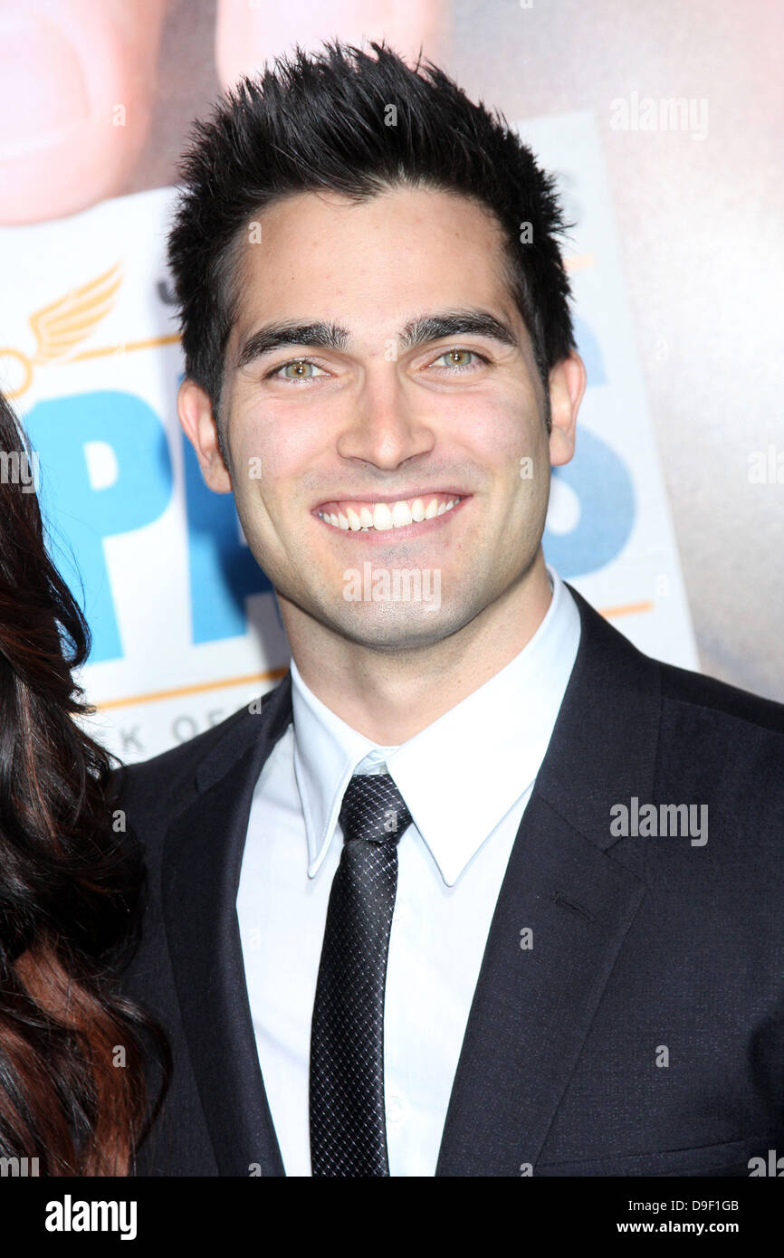 Tyler Hoechlin Los Angeles Premiere of Warner Bros. Pictures' "Hall ...