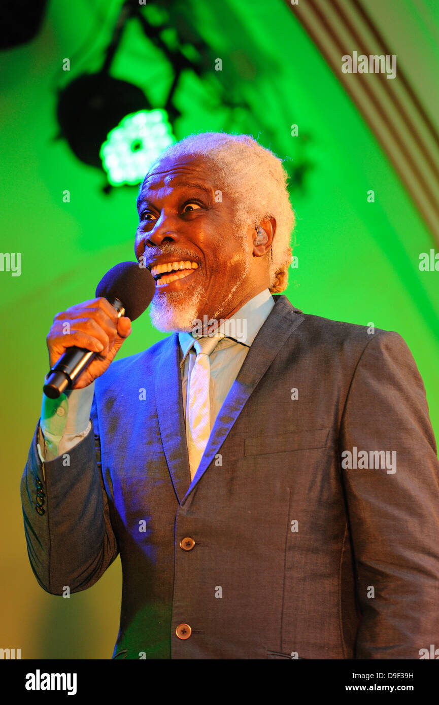 Billy Ocean singing and dancing on stage at The Swindon Bowl Concert ...