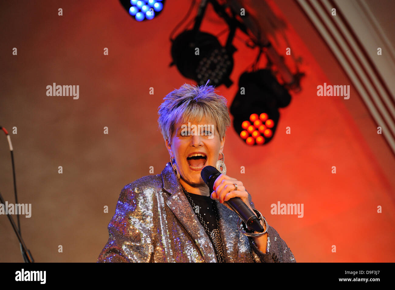 Hazell dean 80s pop star hi-res stock photography and images - Alamy