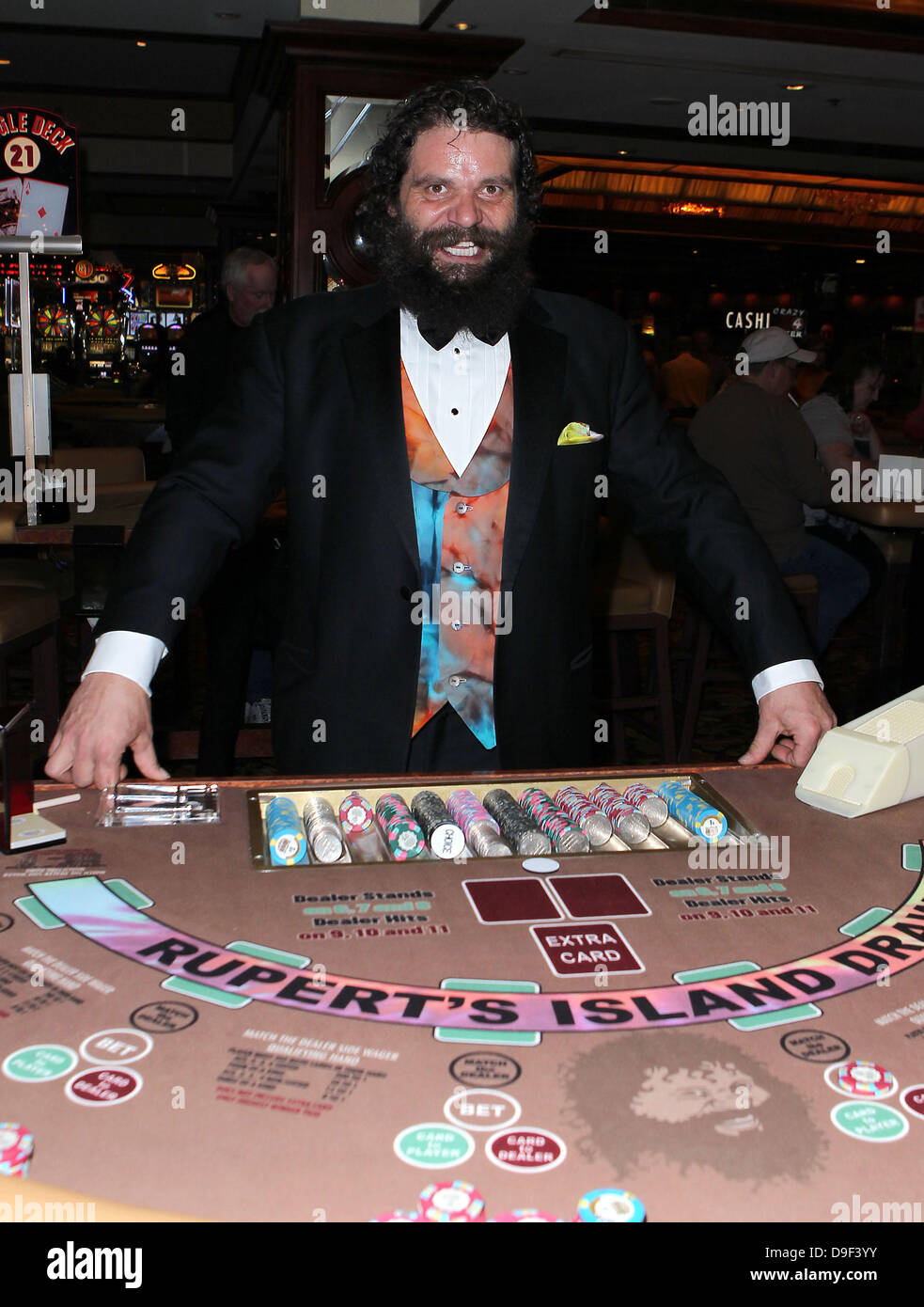 Rupert Boneham signs Autographs for guests and promotes his new game ...