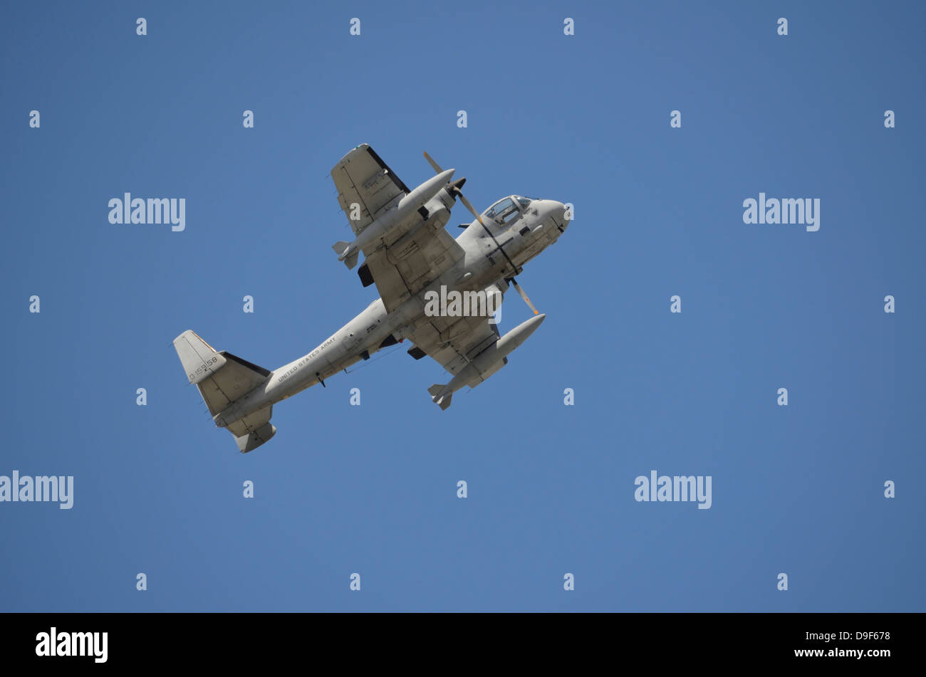 A Grumman OV-1 Mohawk in flight over Florida Stock Photo - Alamy